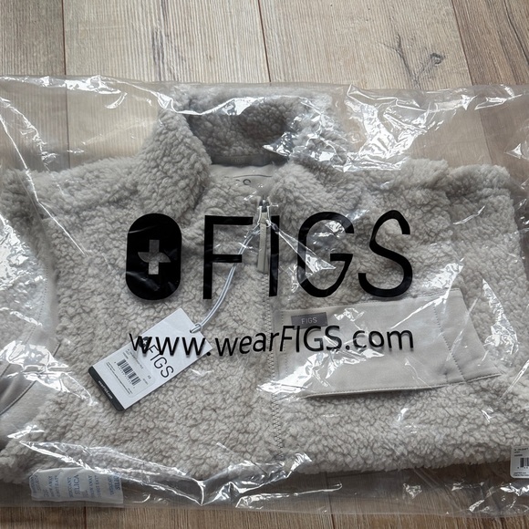 Figs | Jackets & Coats | Figs On Shift High Pile Fleece Vest | Poshmark